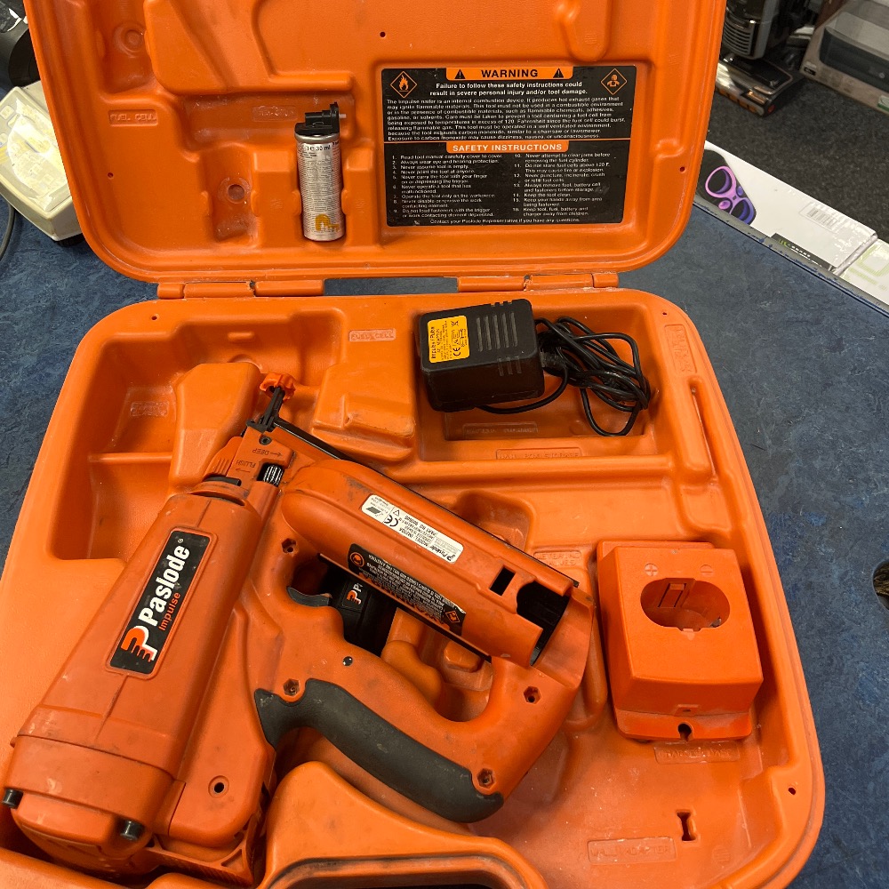 Paslode paslode im250a fix angled nail gun - Own4Less